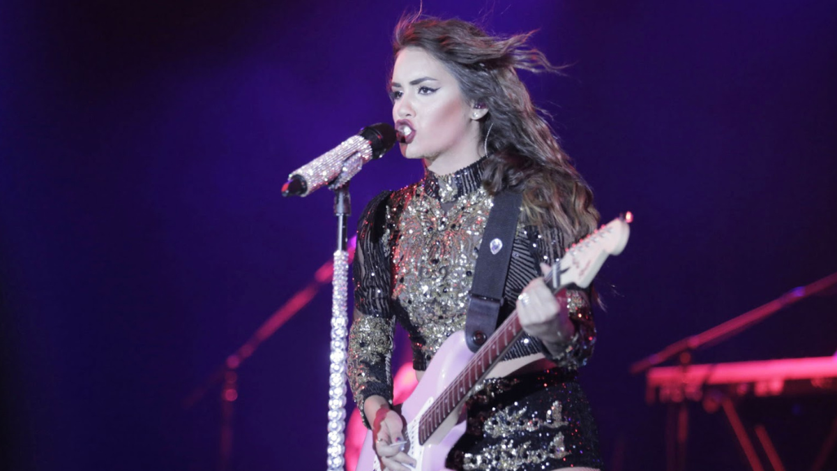 Cómo será el show gratuito de Lali en Lomas