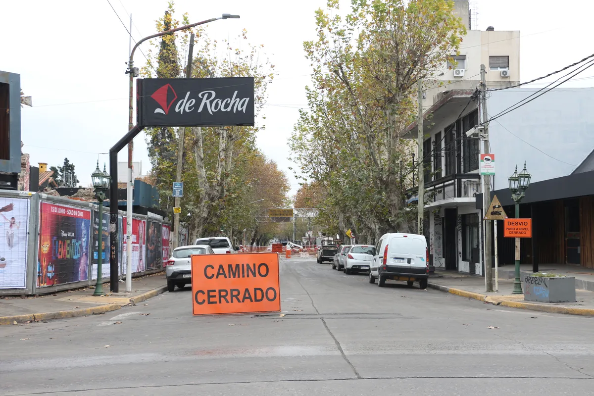 Monte Grande: reabrieron el paso a nivel de Dorrego - Costanzo