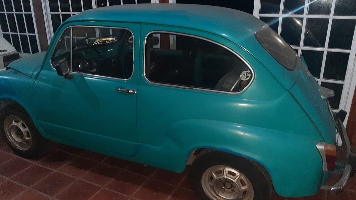Hace un año le robaron su fitito en Adrogué y no pierde la esperanza de ...