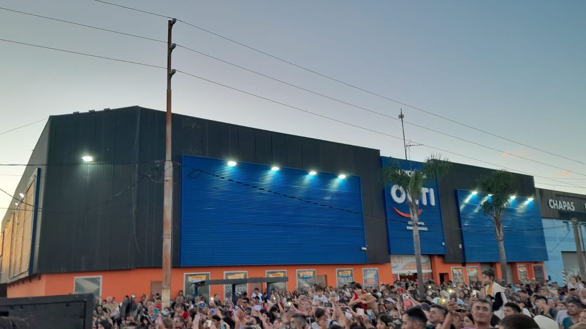 Guernica: miles de vecinos en la celebración del mayorista Olti para ...