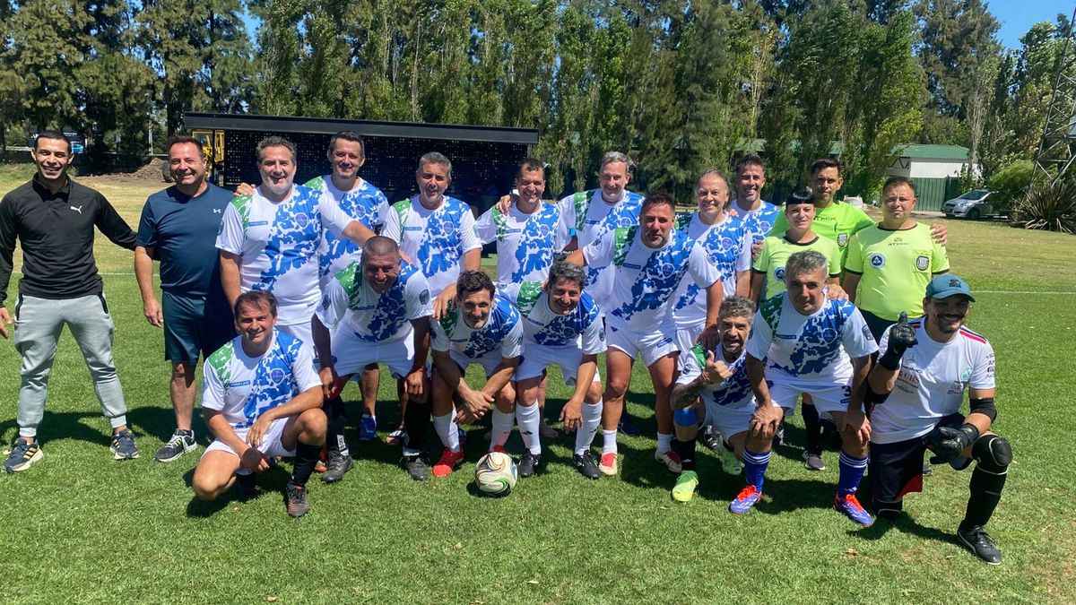 Los equipos siguen con la preparación en Adues Sport: Saint Thomas ...