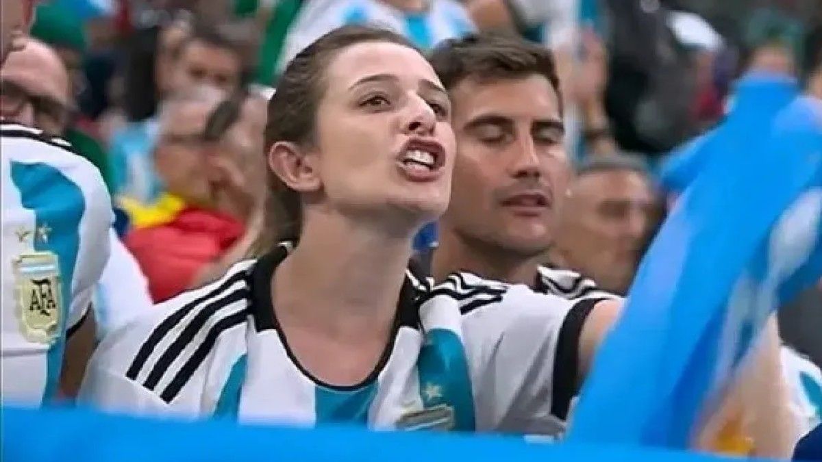 Apareció la hincha argentina que se volvió viral: Te hacen mil memes