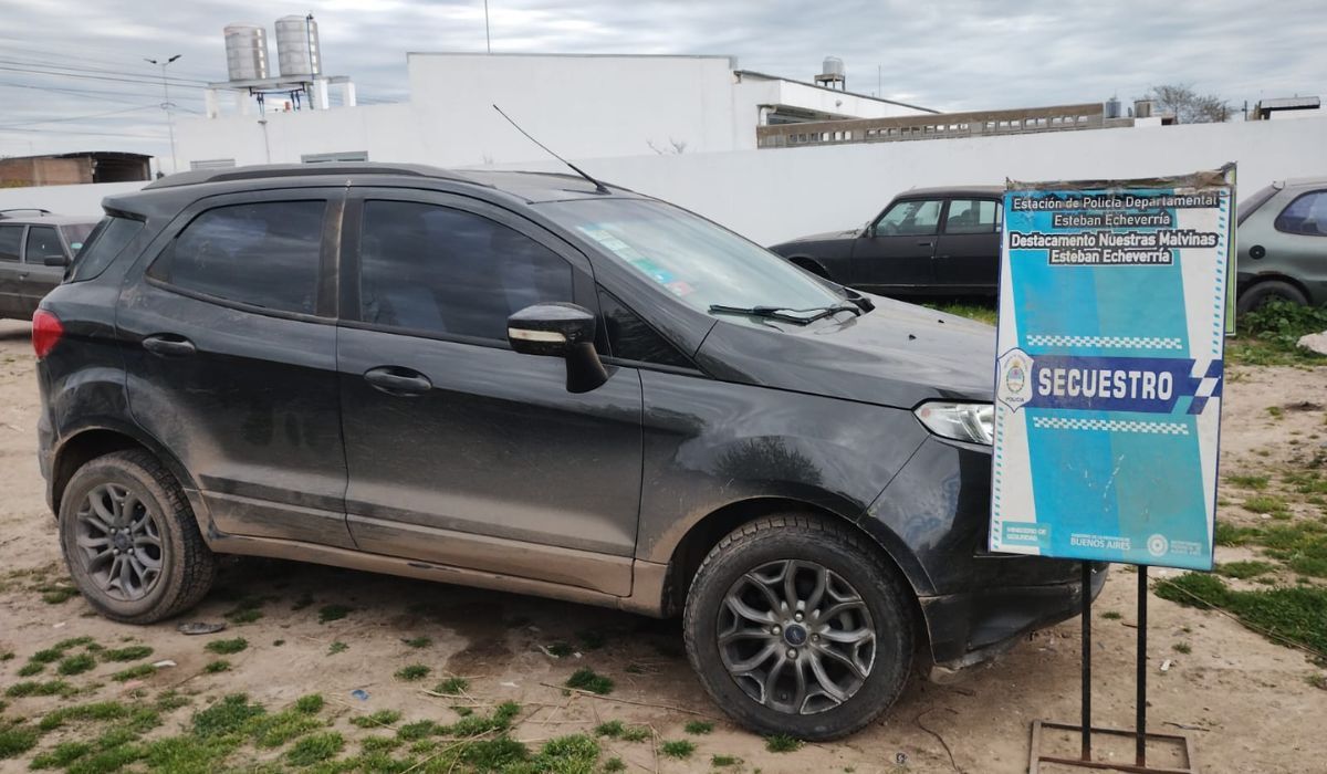 Esteban Echeverría: detuvieron a un robacables y a jóvenes en un auto robado