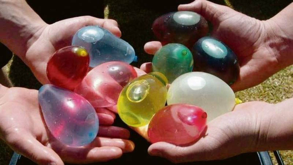 Cierra la fábrica de Bombuchas, las clásicas bombitas de agua