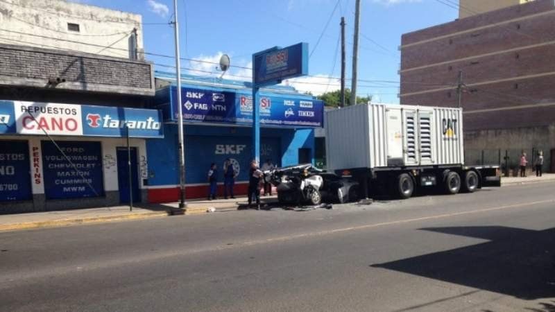 Identificaron a la mujer fallecida en el accidente de Av. Santamarina Identificaron a la mujer fallecida en el accidente de Av. Santamarina