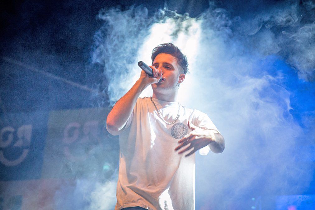 Wos estrena su primer documental