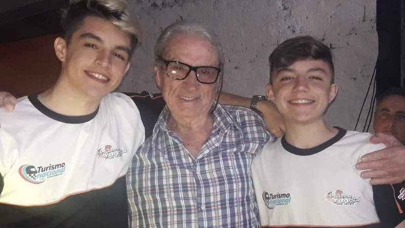 El emocionante encuentro de un piloto de la región con su abuelo que se ...