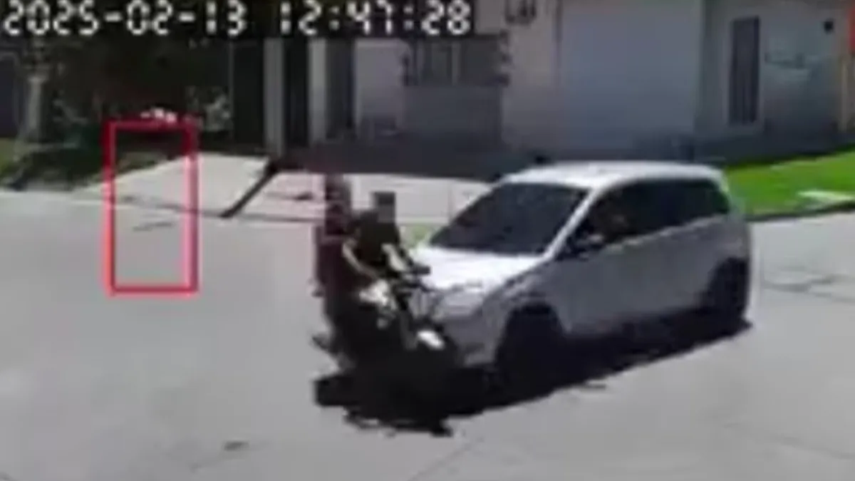 Lomas: excarcelaron al conductor que atropelló a una moto con dos personas