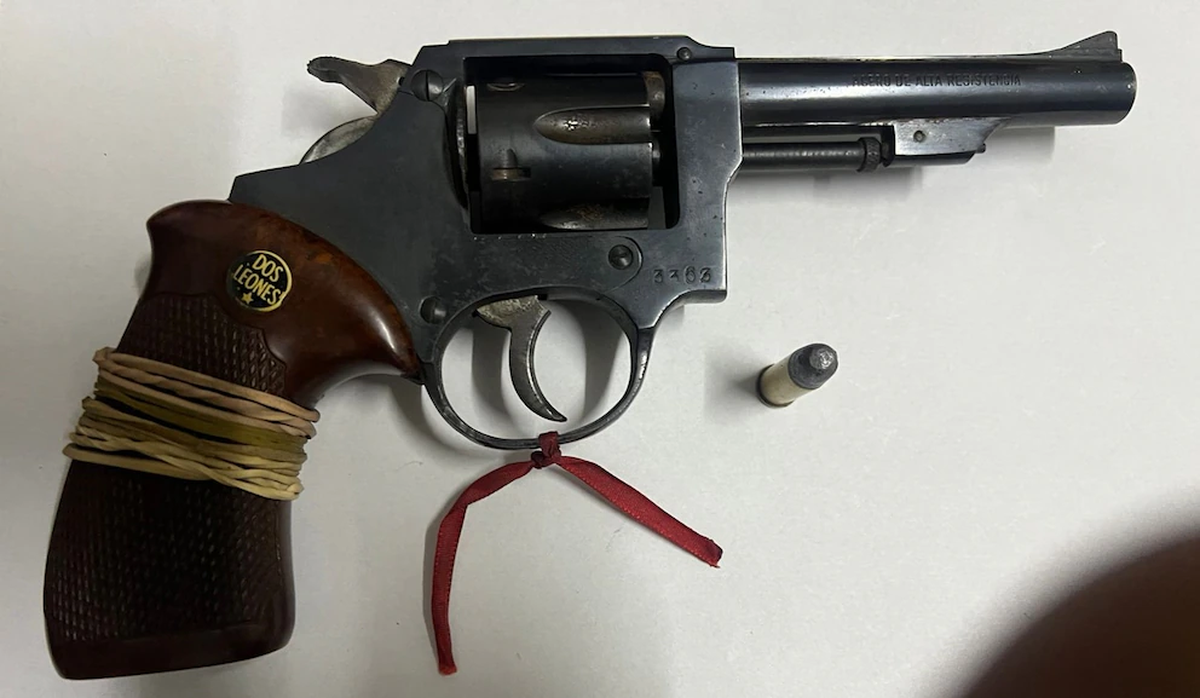 Balearon a un chofer de aplicación en Lomas durante un intento de robo