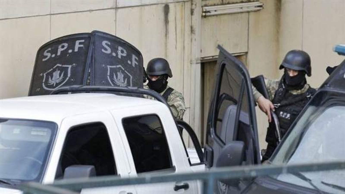 Trasladaron a Julio De Vido desde Comodoro Py al penal de Ezeiza