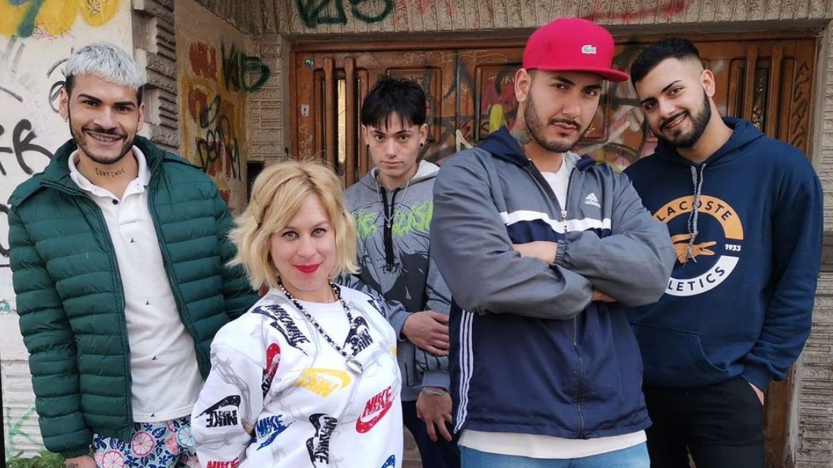 Artistas bizarros de Glew se vuelven virales: las historias de Linda ...