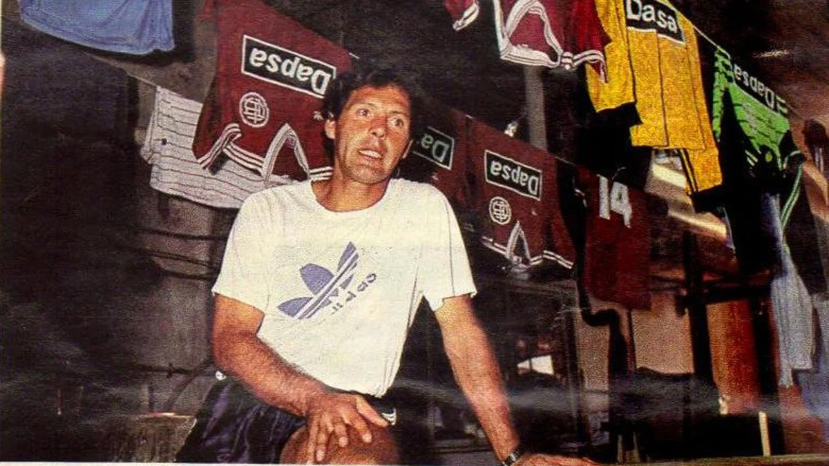 Miguel Ángel Russo fue homenajeado en Lanús por el histórico ascenso ...